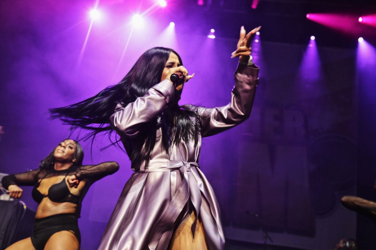 Cardi B lit on the #Z1079SummerJam Stage [Gallery] - Power 107.5