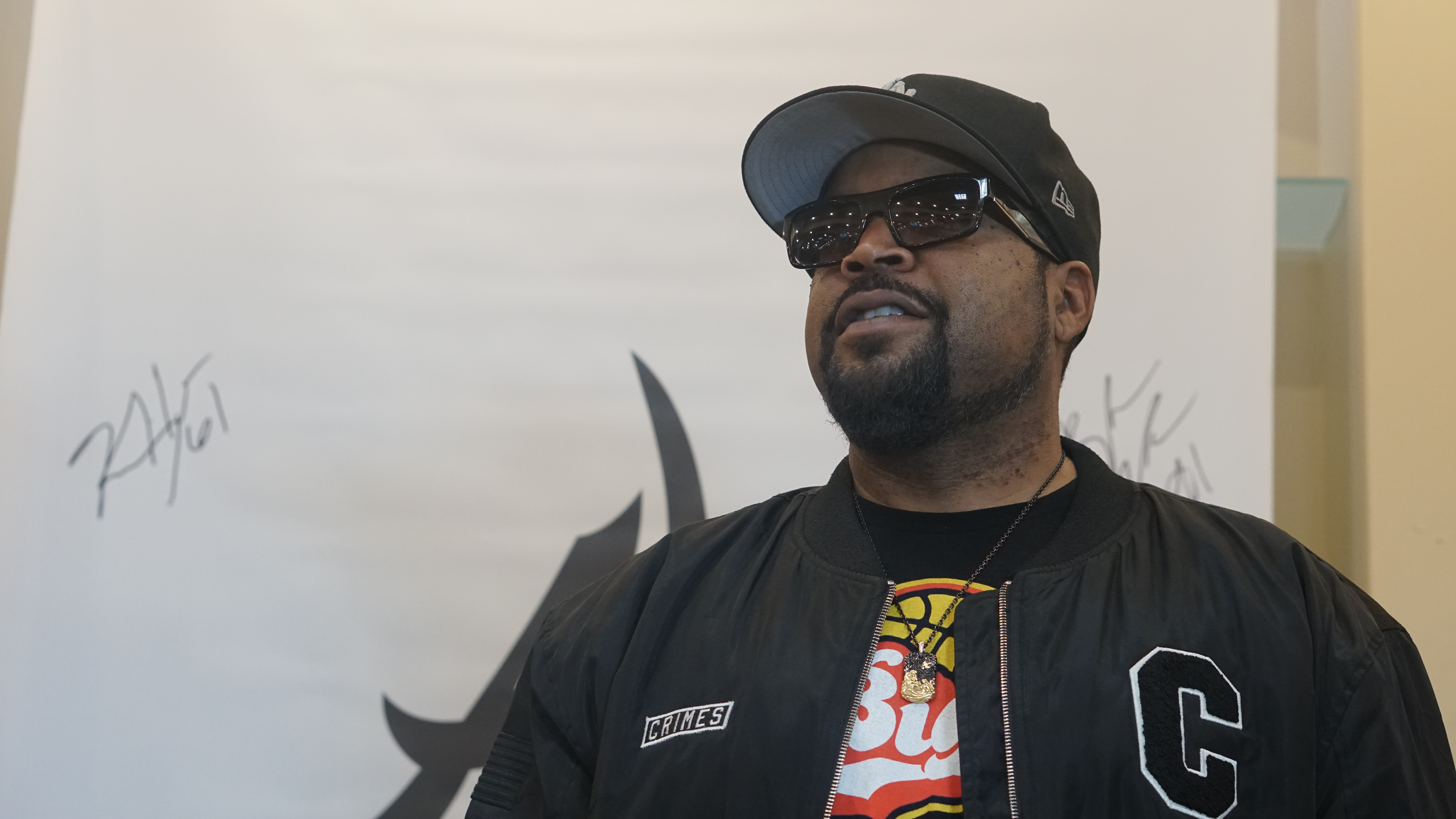 Ice Cube Takes Aim At Donald Trump With "Arrest The President" Single